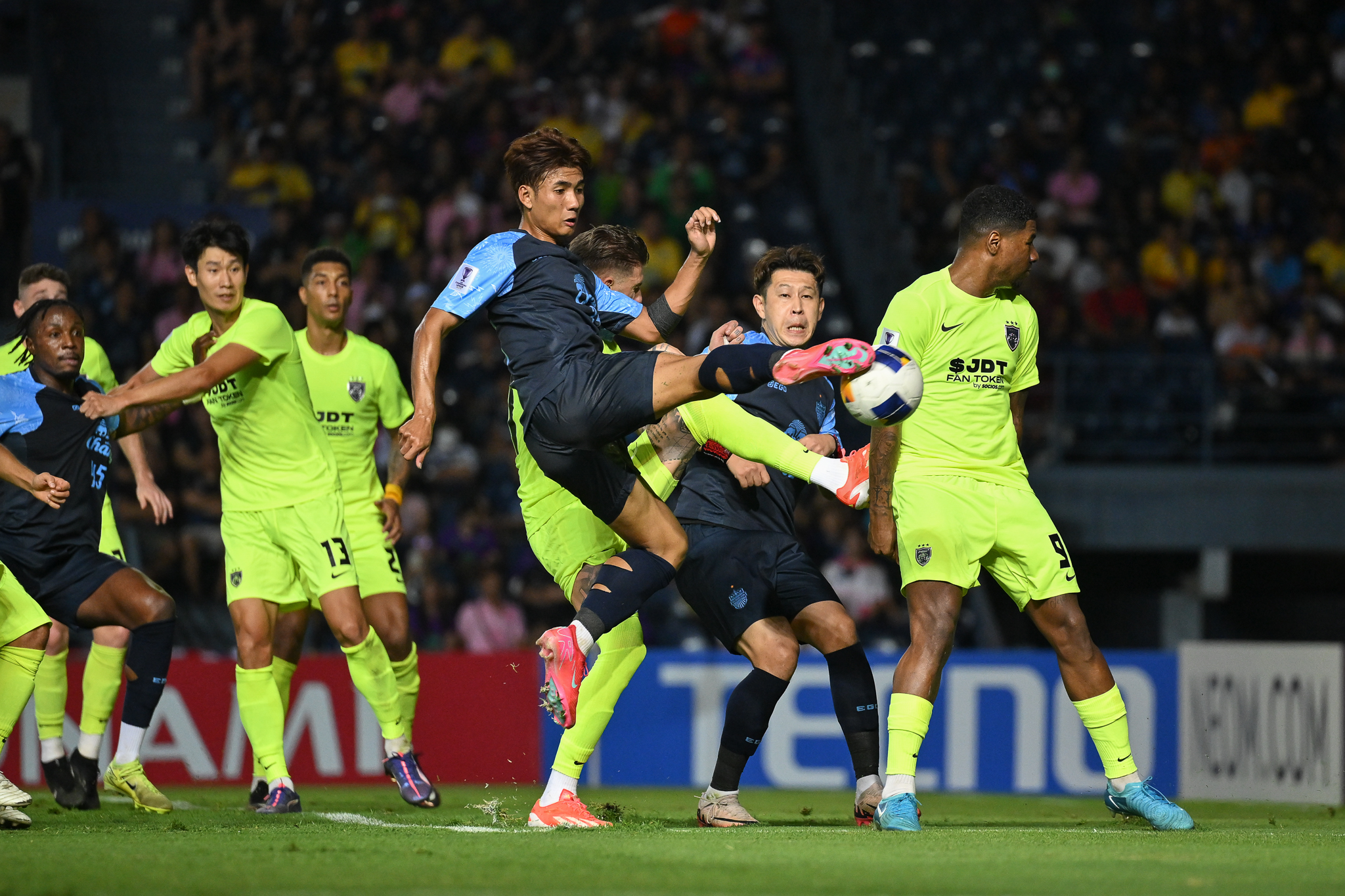 Buriram United › ปราสาทสายฟ้า ยังกิน เสือใต้ ไม่ลง เจ๊ากันไร้สกอร์ ACLE 16 ทีม นัดแรก